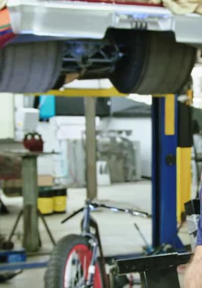 Watch Toymakerz S01:E05 - The V8 Vanquish - Free TV Shows | Tubi
