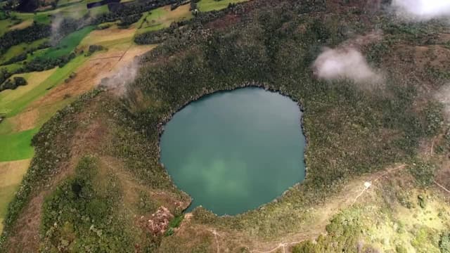 Watch Mysteries at the Museum S18:E13 - Dishwasher and More - Free TV ...