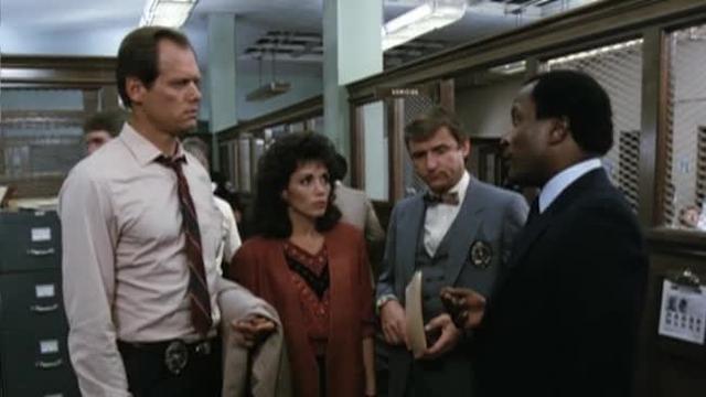 Watch Hunter S01:E03 - The Hot Grounder - Free TV Shows | Tubi