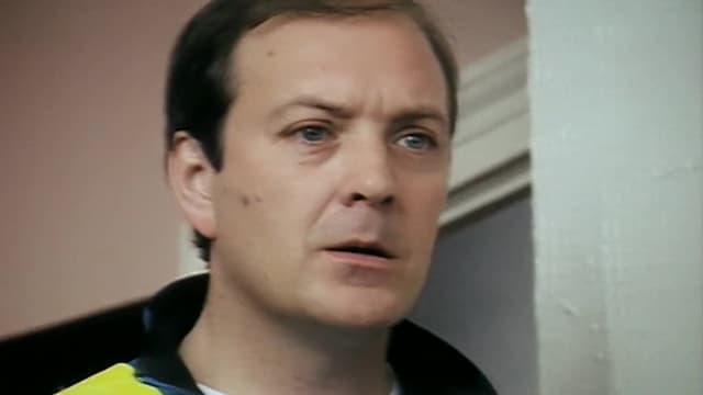 Watch London's Burning S04:E06 - Episode 6 - Free TV Shows | Tubi