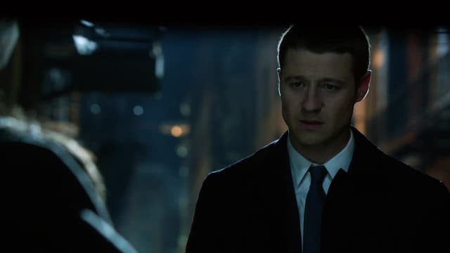 Watch Gotham S01:E01 - Pilot - Free TV Shows | Tubi