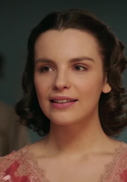 Watch The Red Queen S01:E02 - Part 2 - Free TV Shows | Tubi