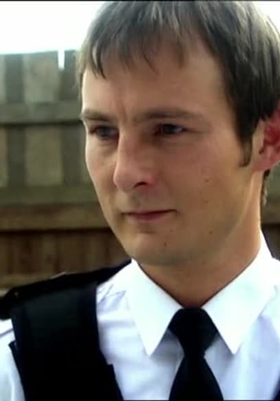 Watch Shameless S02:E06 - Crooks and Robbers - Free TV Shows | Tubi