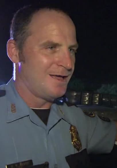 Watch Cops S22 E21 Undercover Blues Free Tv Shows Tubi