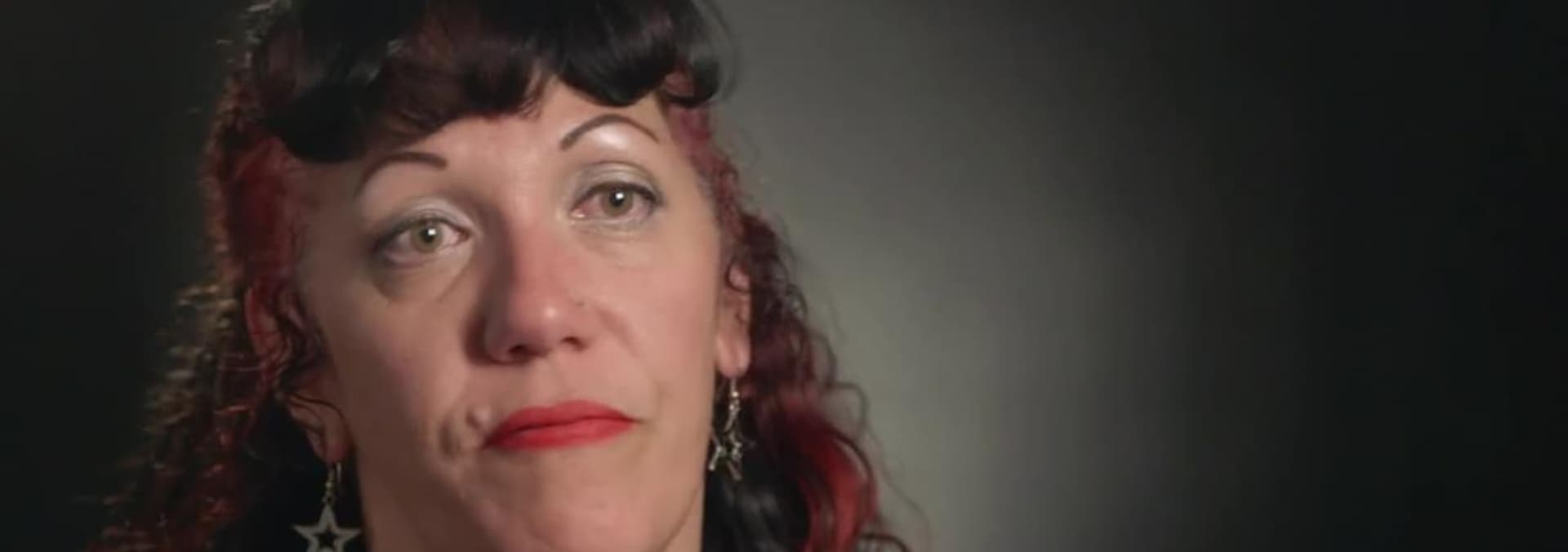 Watch Hoarders S08:E11 - Where Are They Now? - Free TV Shows | Tubi
