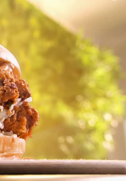 Watch Food Paradise S11:E12 - Finger Lickin' - Free TV Shows | Tubi