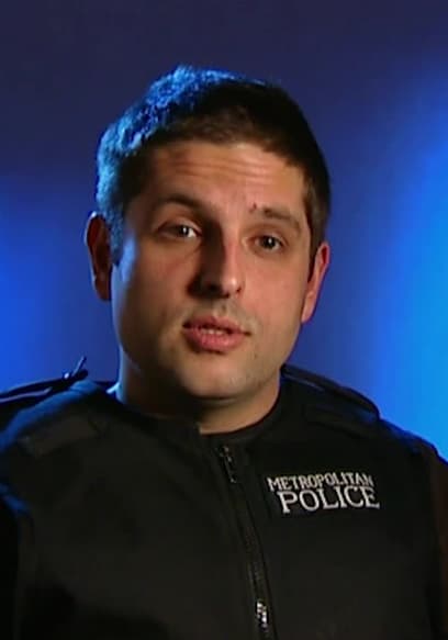 Watch Brit Cops S02:E07 - Episode 7 - Free TV Shows | Tubi