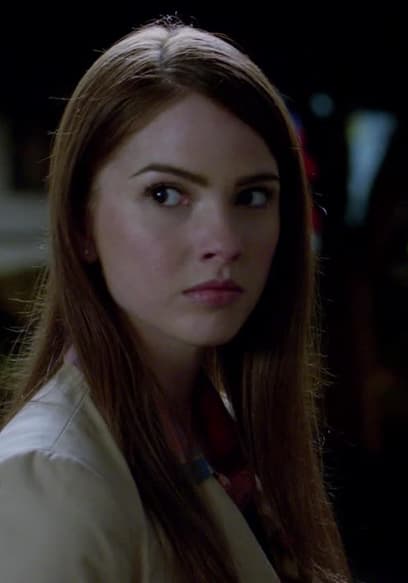 Watch The Secret Circle S01:E01 - Pilot - Free TV Shows | Tubi