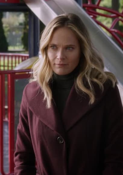 Watch You Me Her S01:E05 - Niece Jackie - Free TV Shows | Tubi