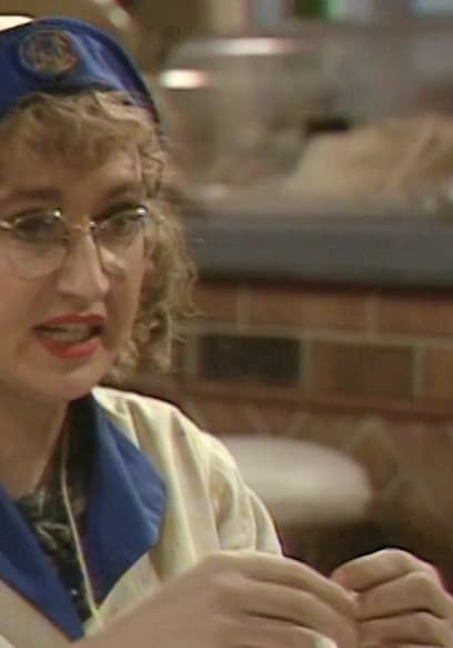 Watch Hi-De-Hi! S04:E08 - All Change - Free TV Shows | Tubi