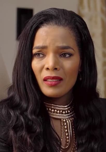 Watch The Queen S01:E40 - "Declaring War" - Free TV Shows | Tubi