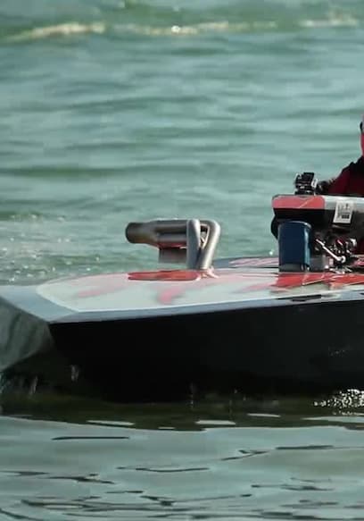 Watch Crackerbox Racing S01:E01 - Pilot - Free TV Shows | Tubi