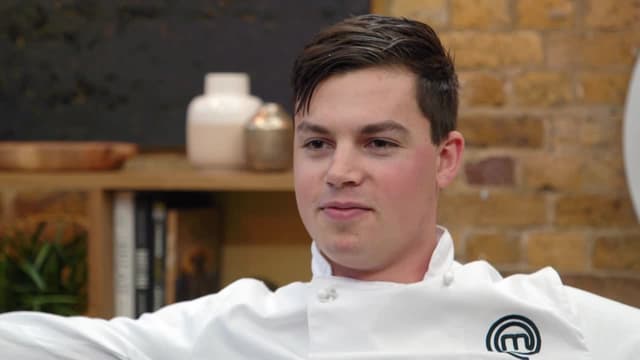 Watch MasterChef UK: The Professionals S12:E01 - Episode 01 - Free TV ...