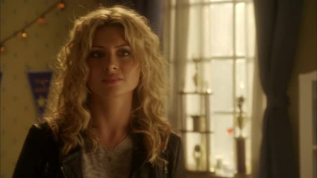 Watch Hellcats S01:E08 - Back of a Car - Free TV Shows | Tubi