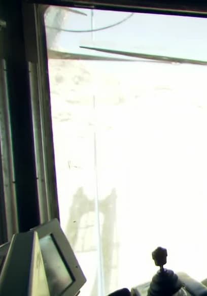 Watch Heavy Metal Task Force S02:E08 - Nanuq and GTK1100 - Free TV ...