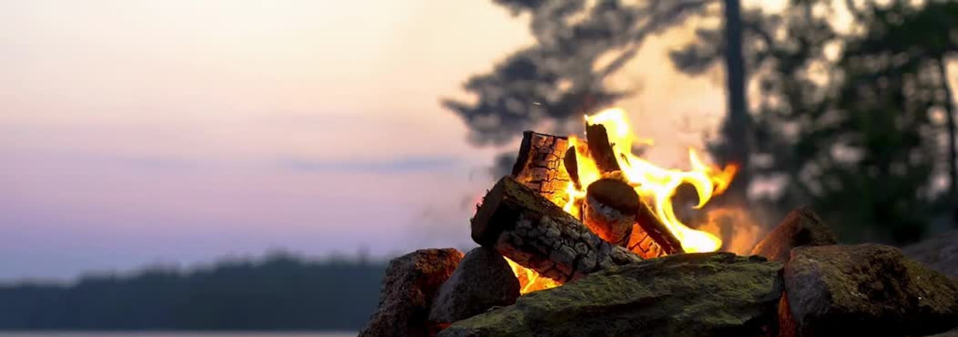 Watch Fireplace Lounge S03:E04 - Ambient Lakeside Fireplace - Free TV ...