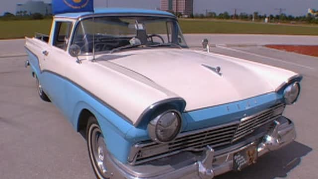 Watch American Muscle Car S03:E02 - Chevrolet El Camino & Ford Ranchero ...