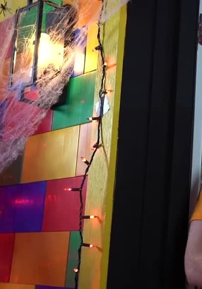 Watch Unspeakable S01:E08 - 7 Types of Halloween Tri - Free TV Shows | Tubi