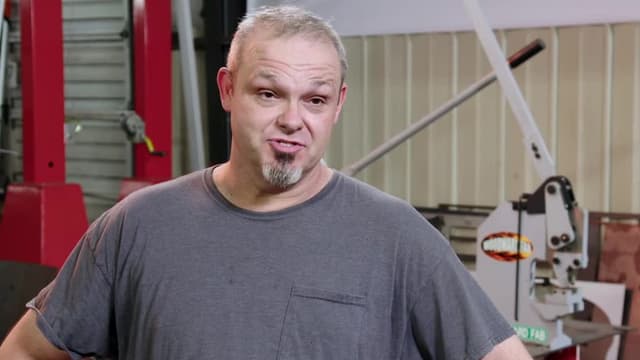 Watch Toymakerz S02:E01 - MOPAR Challenger - Free TV Shows | Tubi