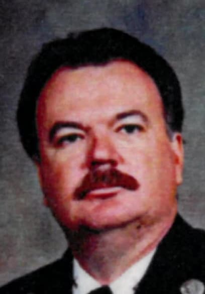 Watch Unusual Suspects S01:E09 - Burned - Free TV Shows | Tubi