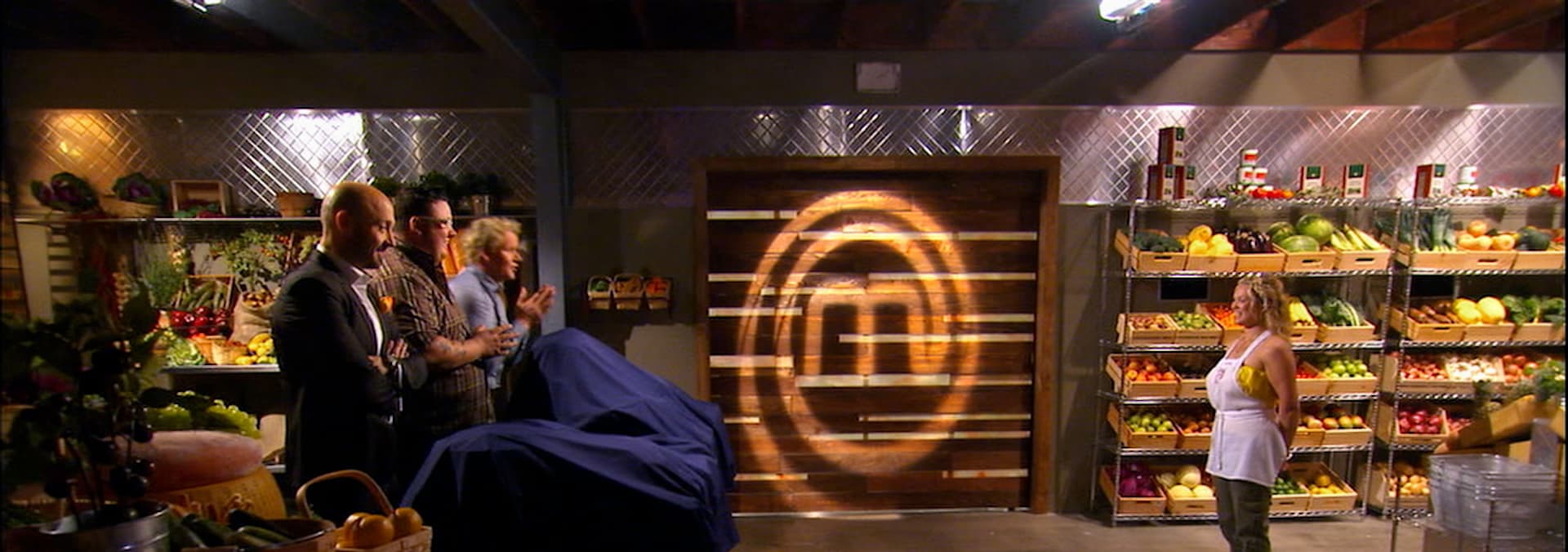 Watch MasterChef S02:E11 - Top 11 Compete - Free TV Shows | Tubi