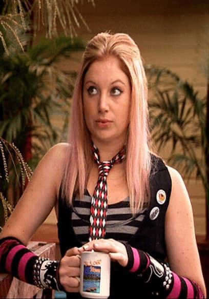 Watch Diplomatic Immunity S01:E03 - Chain of Fools - Free TV Shows | Tubi