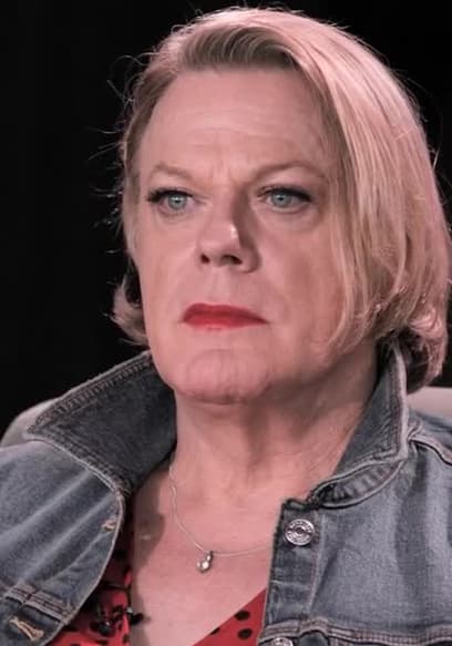 Watch Portrait Artist of the Year S07:E10 - Episode - Free TV Shows | Tubi