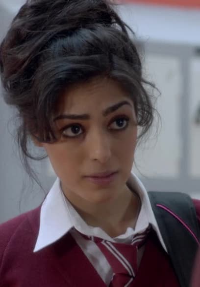 Watch Wizards vs. Aliens S02:E08 - The Curse of Crowe: Part 2 - Free TV ...