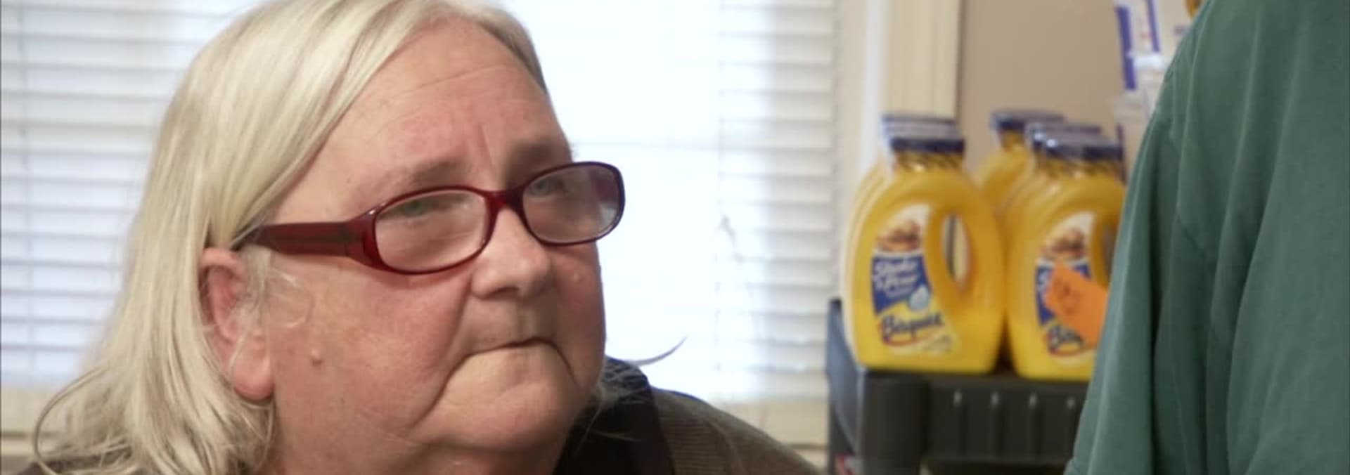 Watch Extreme Couponing S04:E07 - Amanda and Jess - Free TV Shows | Tubi