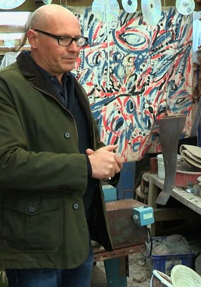 Watch Hoarders SOS (Season 1) S01:E01 - Episode 1 - Free TV Shows | Tubi