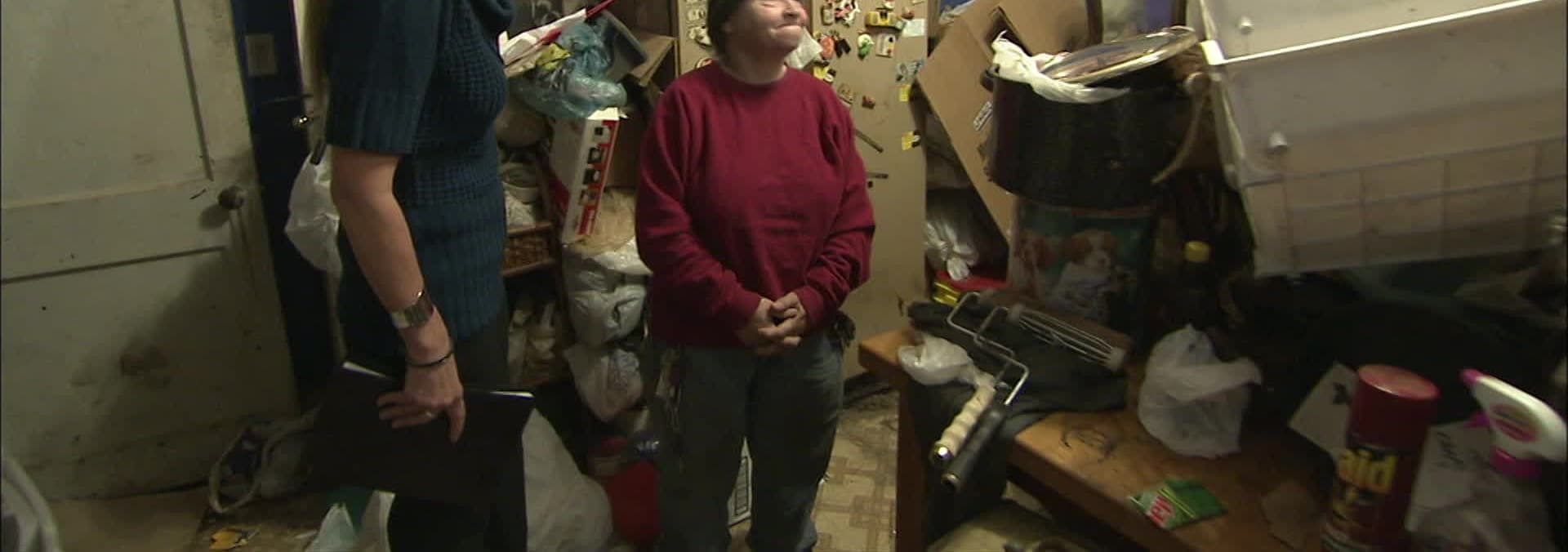 Watch Hoarders S04:E06 - Ron / Carol - Free TV Shows | Tubi