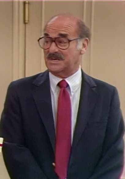 Watch Too Close for Comfort S02:E14 - Charlie's Last - Free TV Shows | Tubi