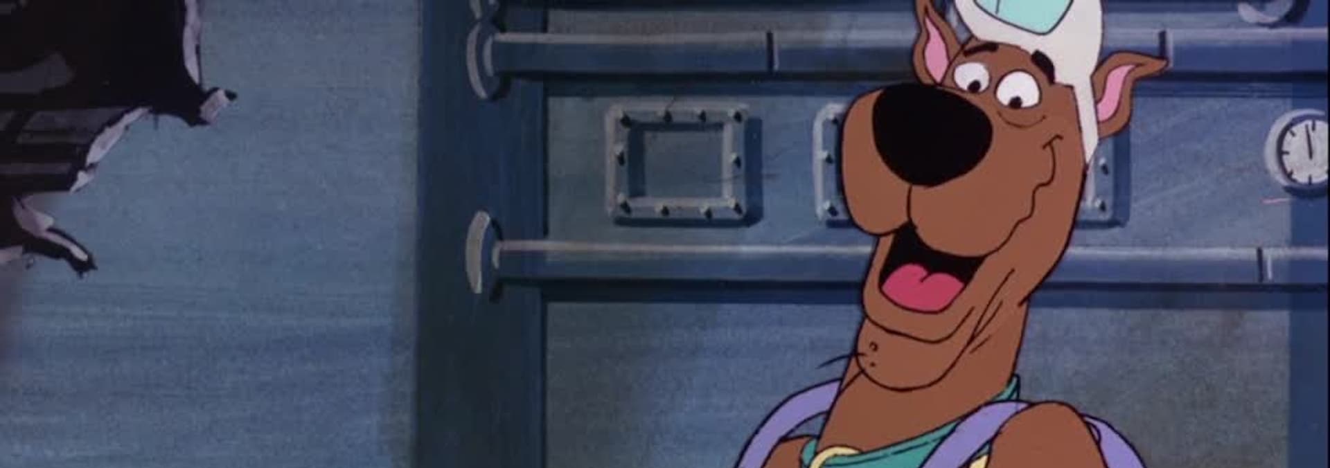 Watch The Scooby-Doo Show S02:E08 - The Creepy Heap From the Deep ...