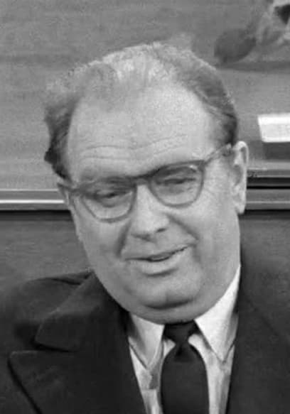 Watch The Danny Thomas Show S06:E18 - Red Tape - Free TV Shows | Tubi