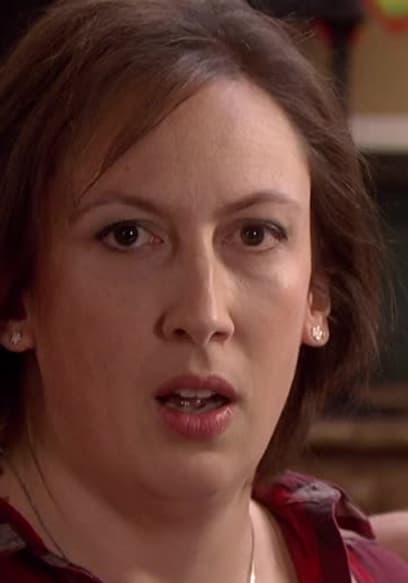 Watch Miranda S02:E04 - A New Low - Free TV Shows | Tubi