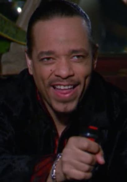 Watch V.I.P. S01:E22 - Val the Hard Way - Free TV Shows | Tubi