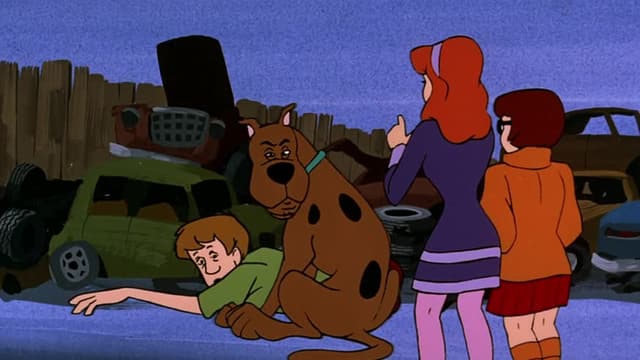 Watch The New Scooby-Doo Movies S01:E11 - The Ghost of the Red Baron ...