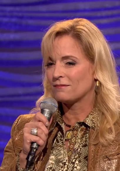 Watch Standup In Stilettos S02:E11 - Comediennes - Sunda Croonquist ...