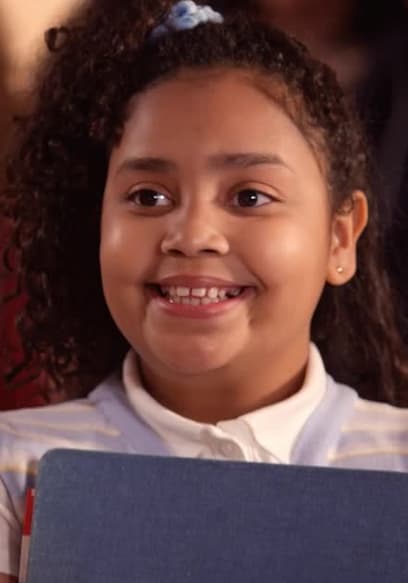 Watch Gordita Chronicles S01:E10 - In America We're - Free TV Shows | Tubi