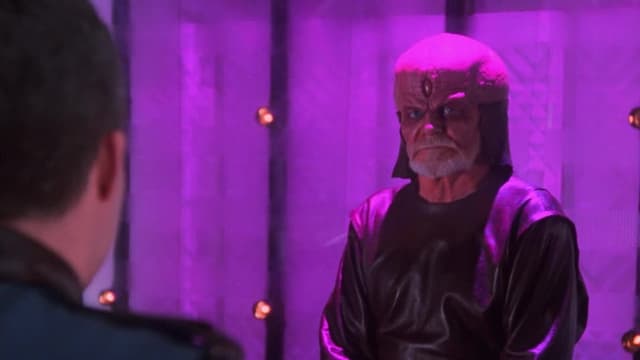 Watch Babylon 5 S01:E09 - Deathwalker - Free TV Shows | Tubi