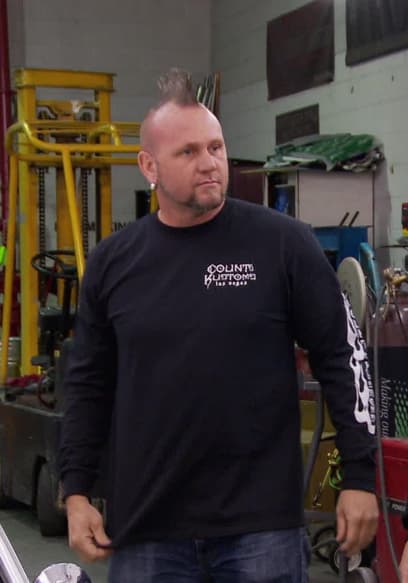 Watch Counting Cars S04:E21 - Fast and Furry-Ous - Free TV Shows | Tubi