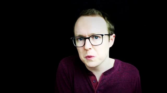 Watch That Chapter S02:E09 - The Strange Case of Chris Smith - Free TV ...