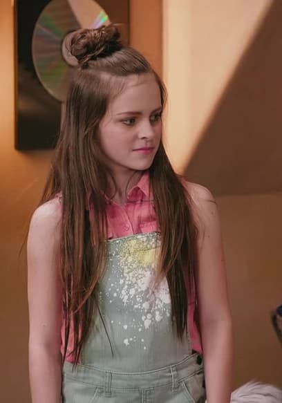 Watch The Beverlys S01:E06 - The Beverly's New Label - Free TV Shows | Tubi