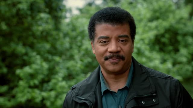 Watch Cosmos: A Spacetime Odyssey S02:E04 - A Sky Full of Ghosts - Free ...