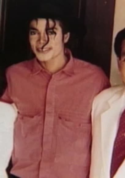 Watch Mugshots S02:E06 - Michael Jackson - Free TV Shows | Tubi