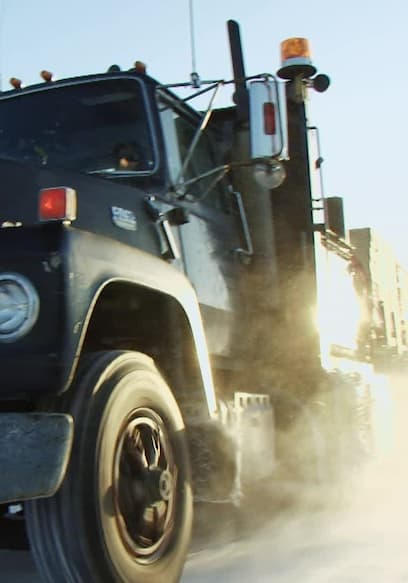 Watch Ice Road Truckers S07:E07 - Load Rules - Free TV Shows | Tubi