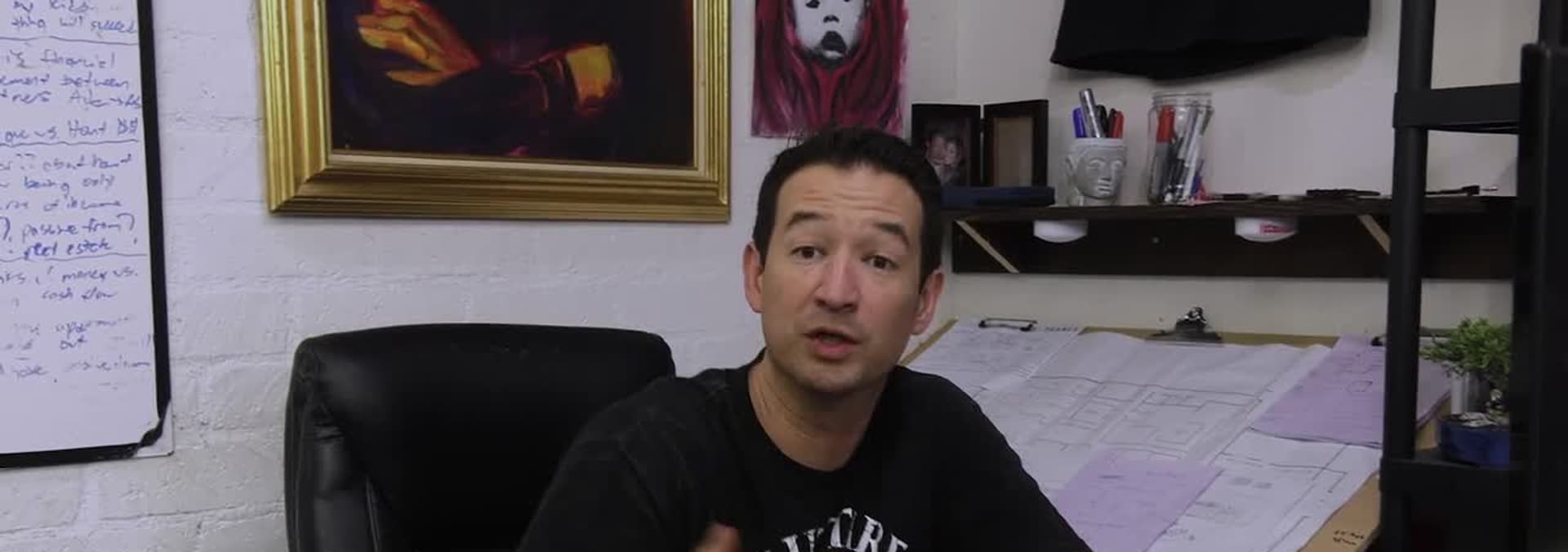 Watch Spook Show 17 S01:E08 - Happy Bee-Day - Free TV Shows | Tubi