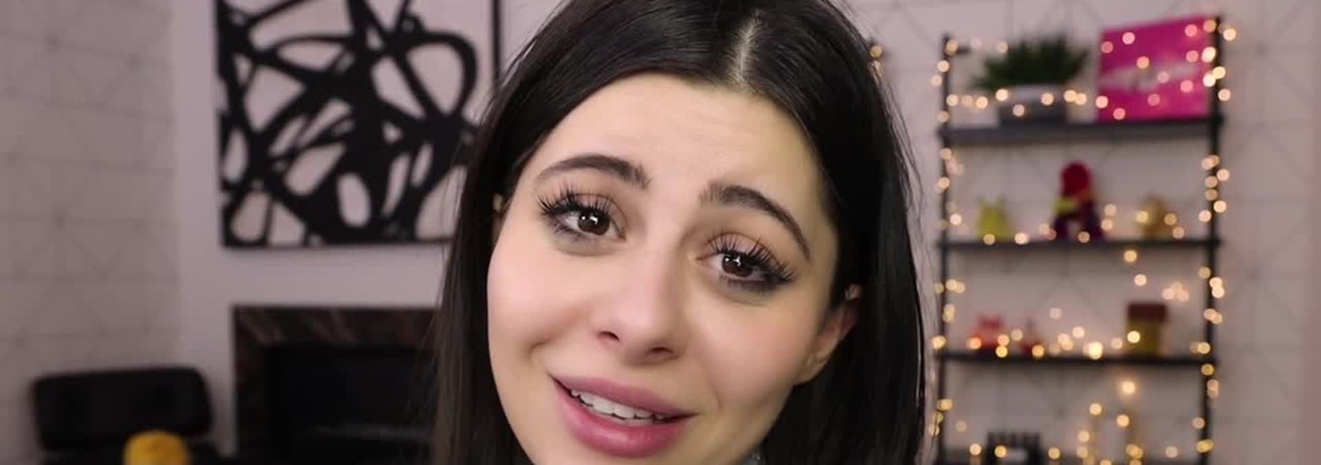 Watch AzzyLand S02:E05 - World's Craziest Restaurants / Insane Among Us ...