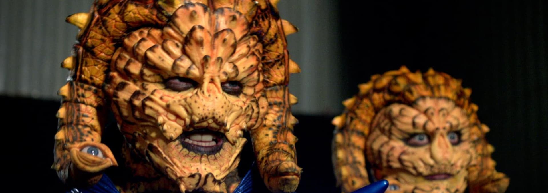 Watch Wizards vs. Aliens S02:E02 - 100 Wizards: Part 2 - Free TV Shows ...