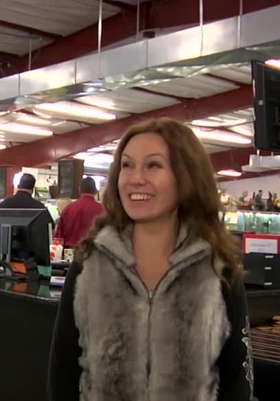 Watch Million Dollar Auctions S01:E01 - Meet the Morphy's - Free TV ...